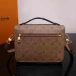 Louis Vuitton Pochette Metis M44876 - HoooGoods