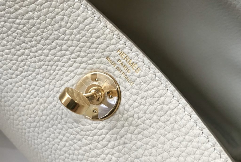 Hermes Mini Lindy Gris Perle Taurillon Clemence With Gold/Silver ...