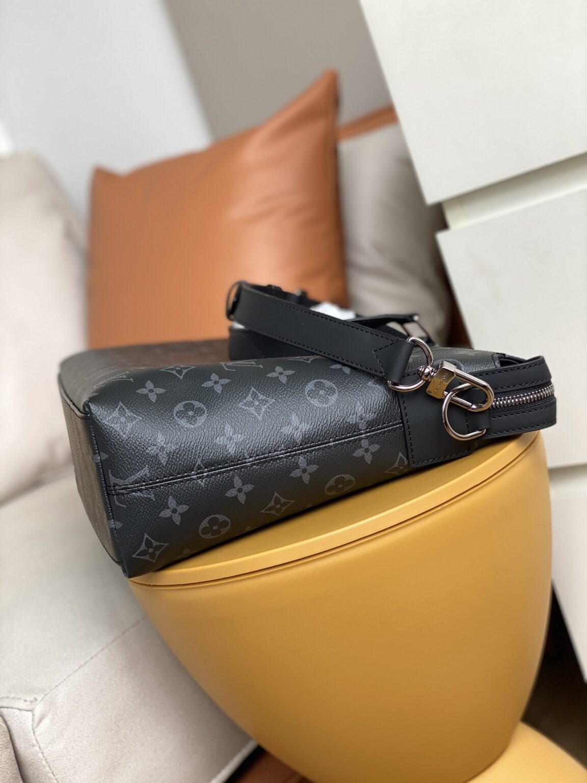 Louis Vuitton Briefcase Explorer LV Men's Business Bag M40566 - HoooGoods