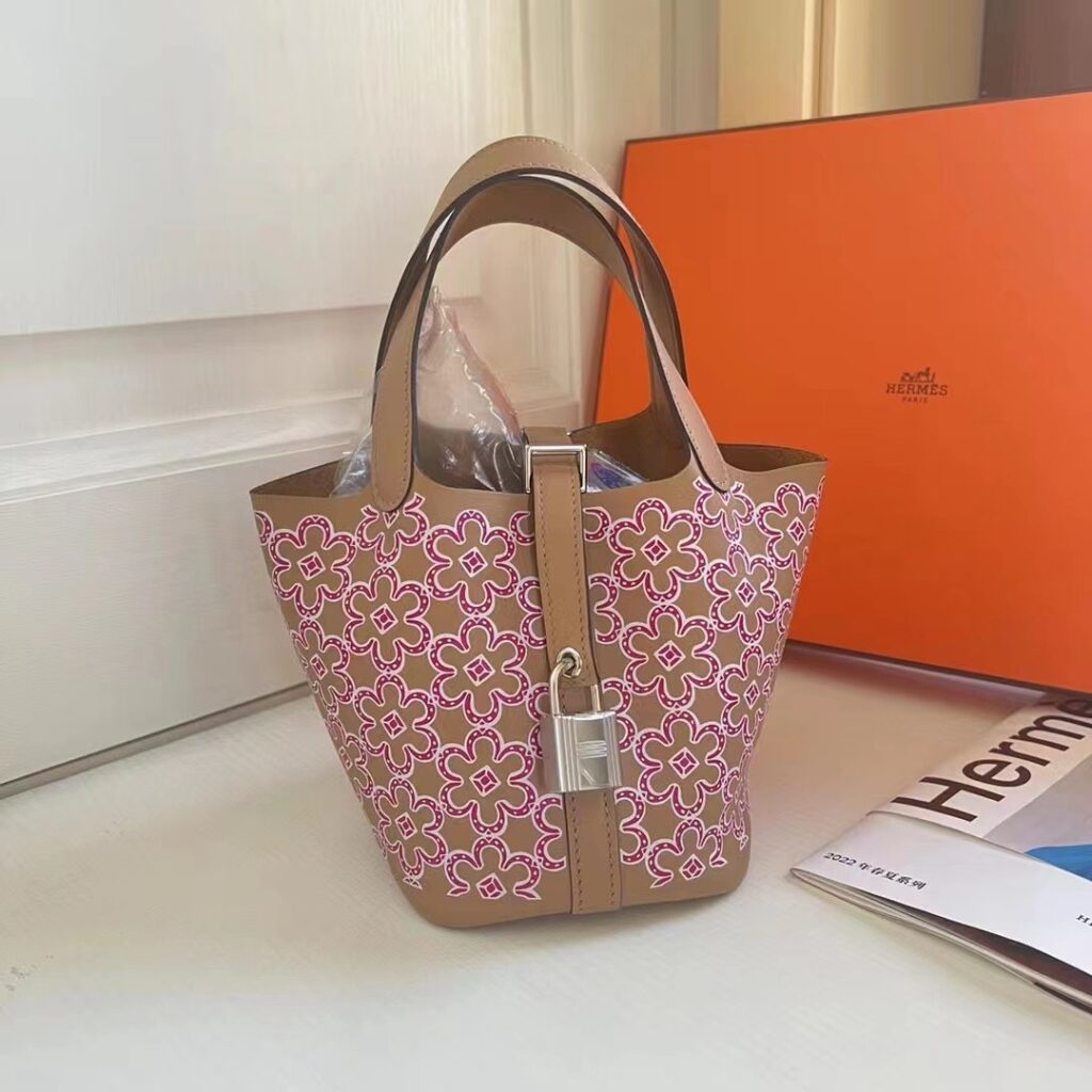 Hermes Picotin Lock Micro Lucky Daisy Chai, Nata & Mauve sylvestre ...