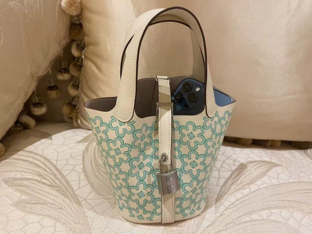 Hermes Picotin Lock Micro Lucky Daisy Chai, Nata & Mauve sylvestre ...