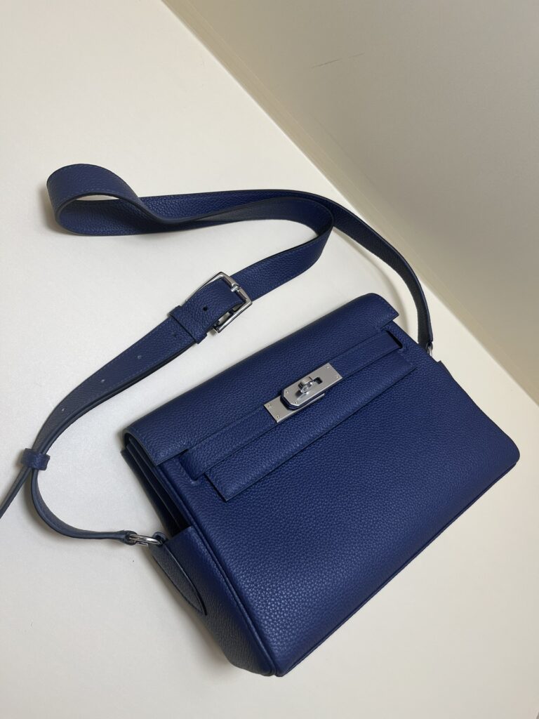 Hermes Kelly Messenger in Black, Gold, Etoupe & Blue Saphir – HoooGoods